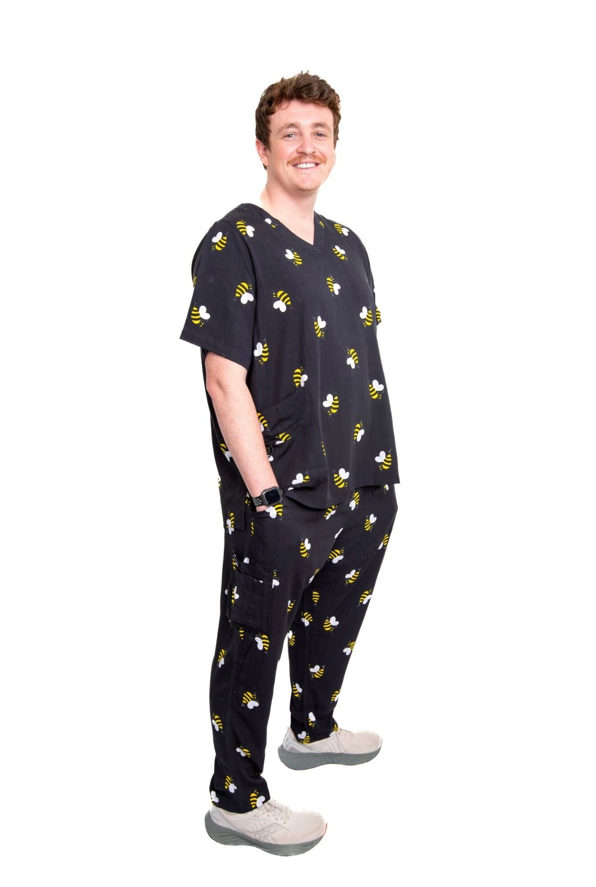 Elitescrubs Unisex Top Bee Print – ELITESCRUBS